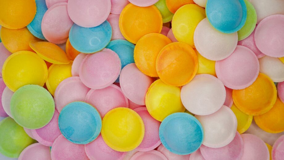 Flying Saucers Sweets Bundle| Retro Sweets Online | Sweetzy