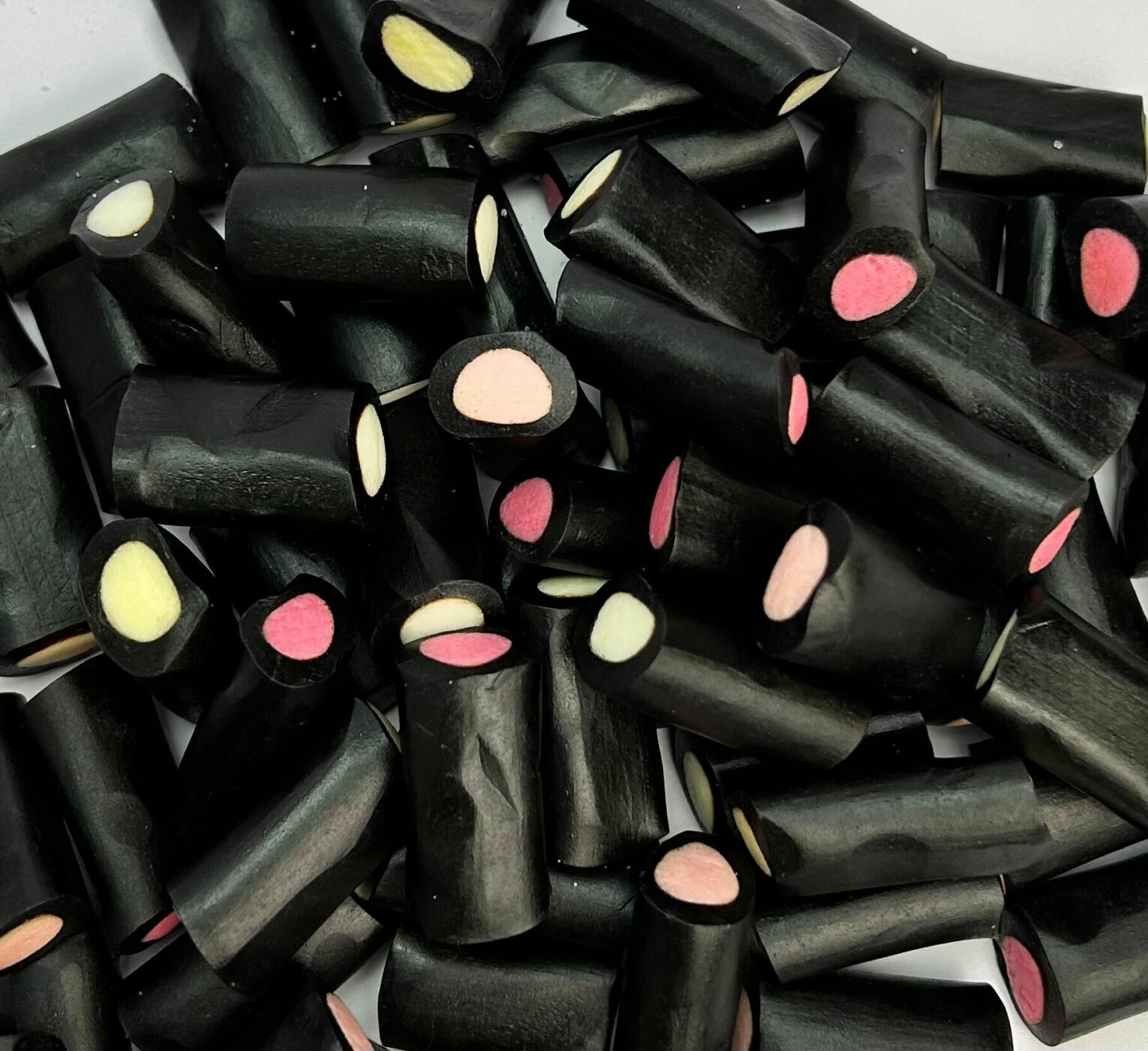 Liquorice MegaShare Bundle - Sweetzy